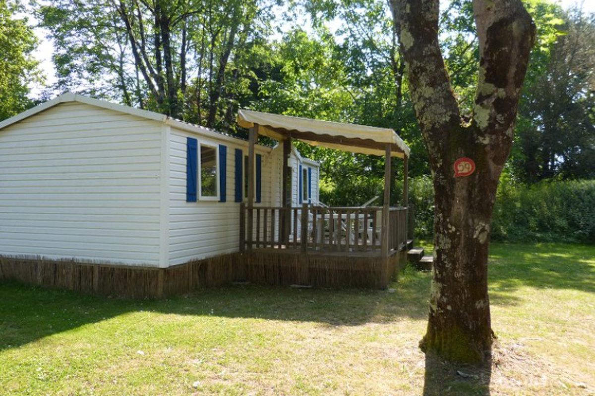 Camping Du Lac De Bignac - Bignac - tarifs et avis - Camping and co