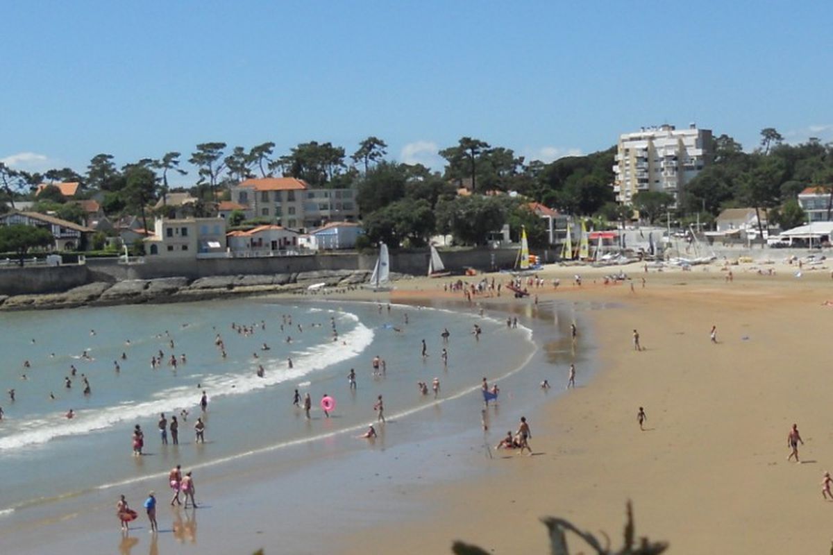 Camping Nauzan Plage - Vaux-sur-Mer - tarifs et avis - Camping and co