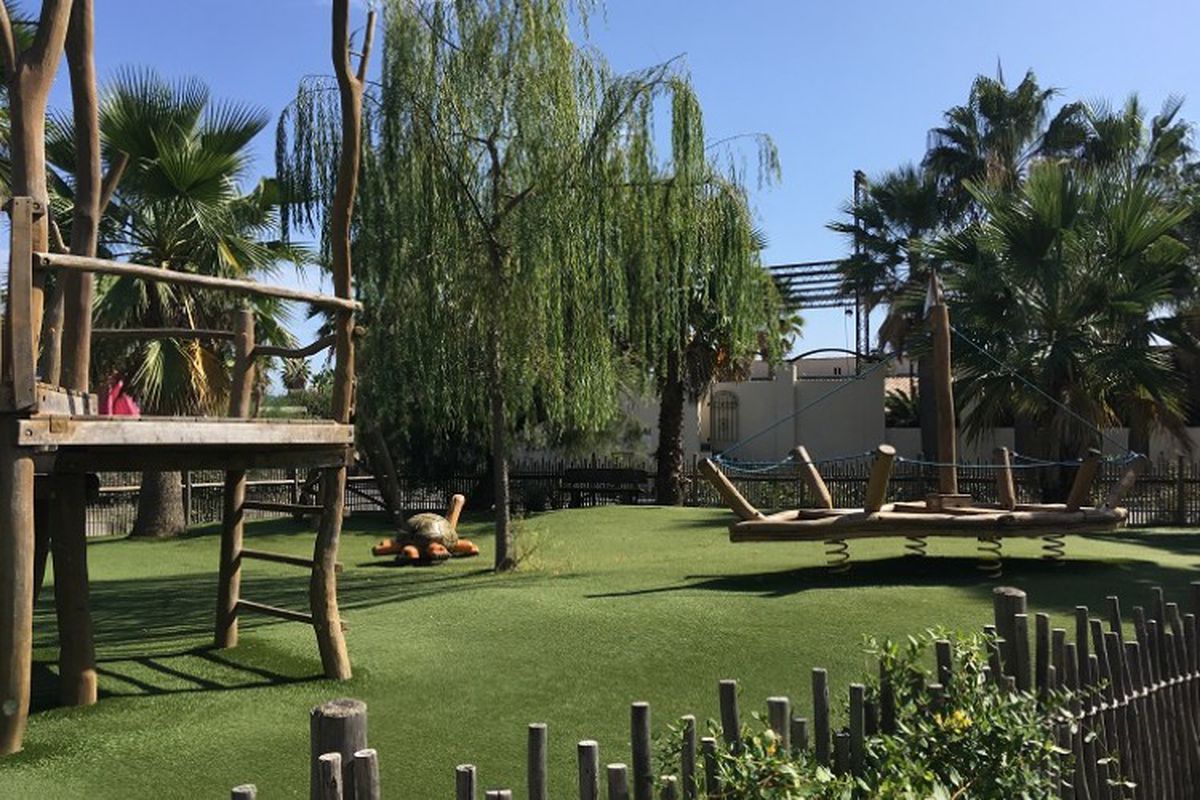 Camping Les Prairies de la Mer - Grimaud - tarifs et avis - Camping and co