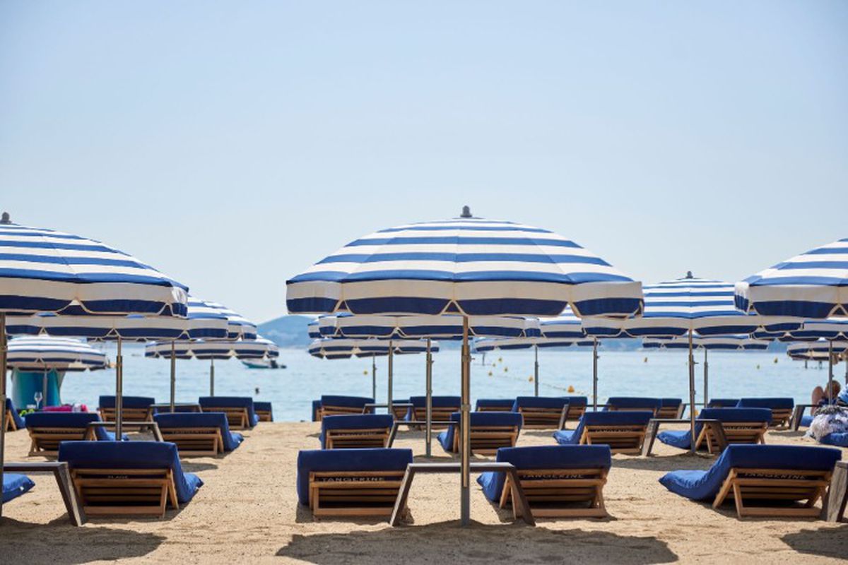 Camping Les Prairies de la Mer - Grimaud - tarifs et avis - Camping and co