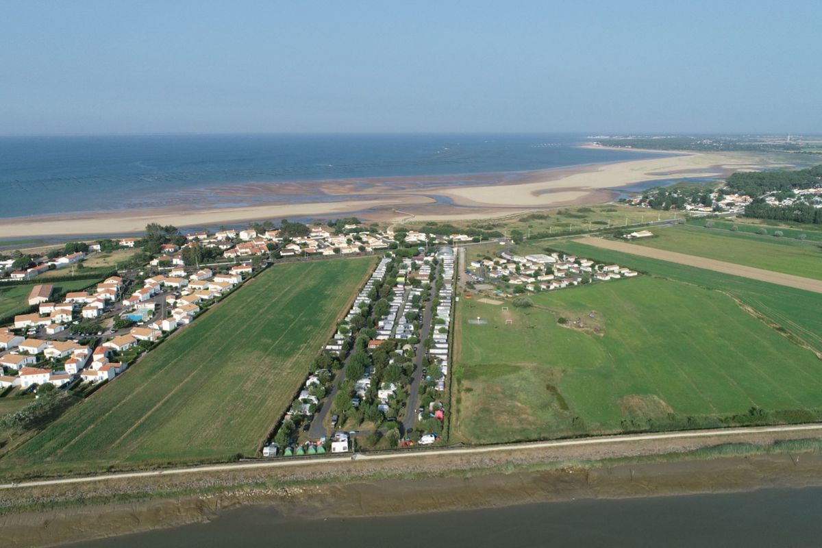 Grand R - Faute-sur-Mer - tarifs et avis - Camping and co