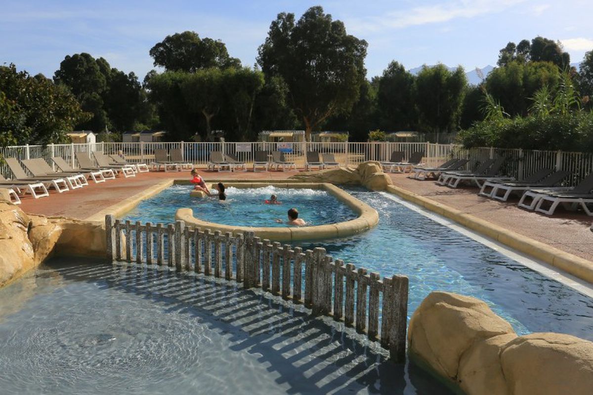 Camping La Pinède - Calvi - tarifs et avis - Camping and co