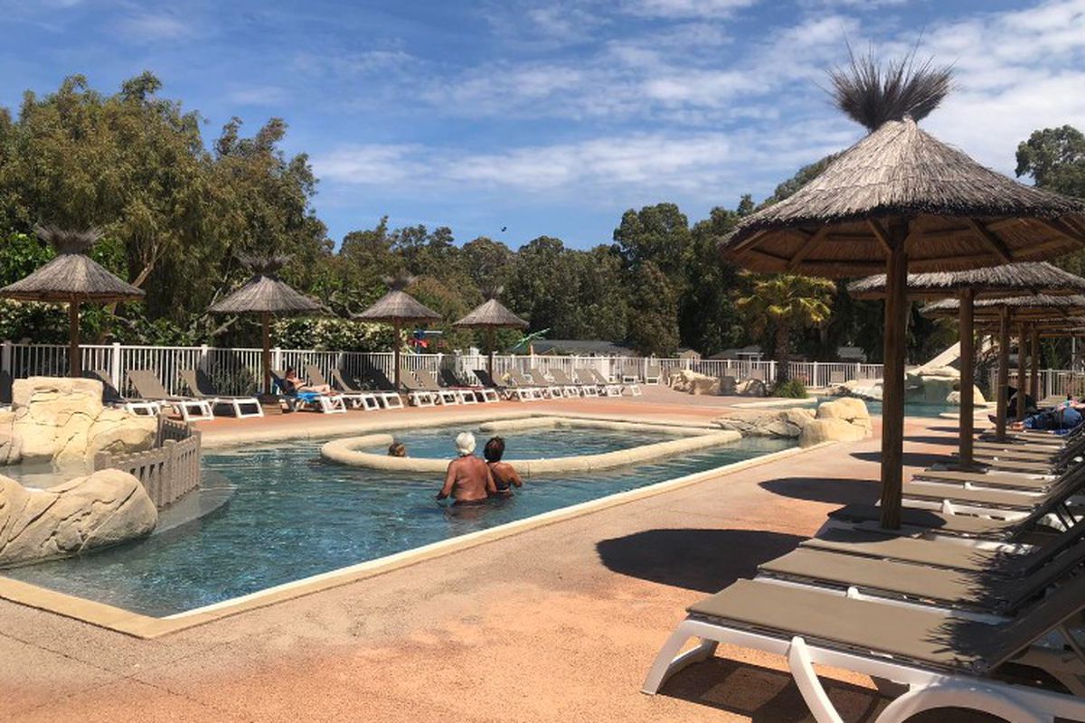 Camping La Pinède - Calvi - tarifs et avis - Camping and co