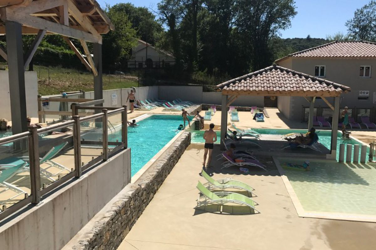 Camping Mazet Plage - Berrias-et-Casteljau - tarifs et avis - Camping ...