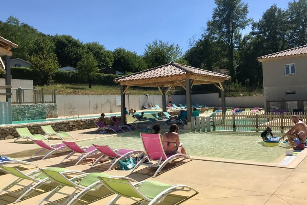 Camping Mazet Plage - Berrias-et-Casteljau - tarifs et avis - Camping ...