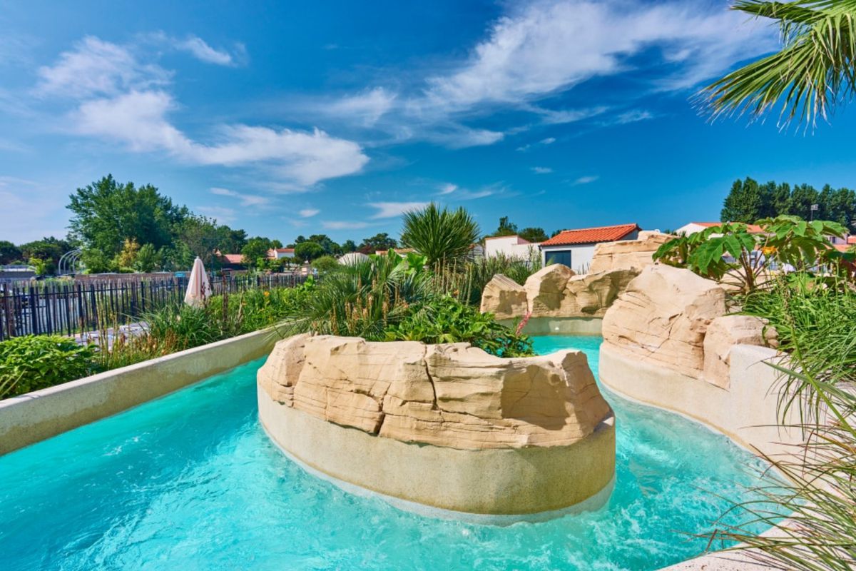 Camping Le Jard - Tranche-sur-Mer - tarifs et avis - Camping and co