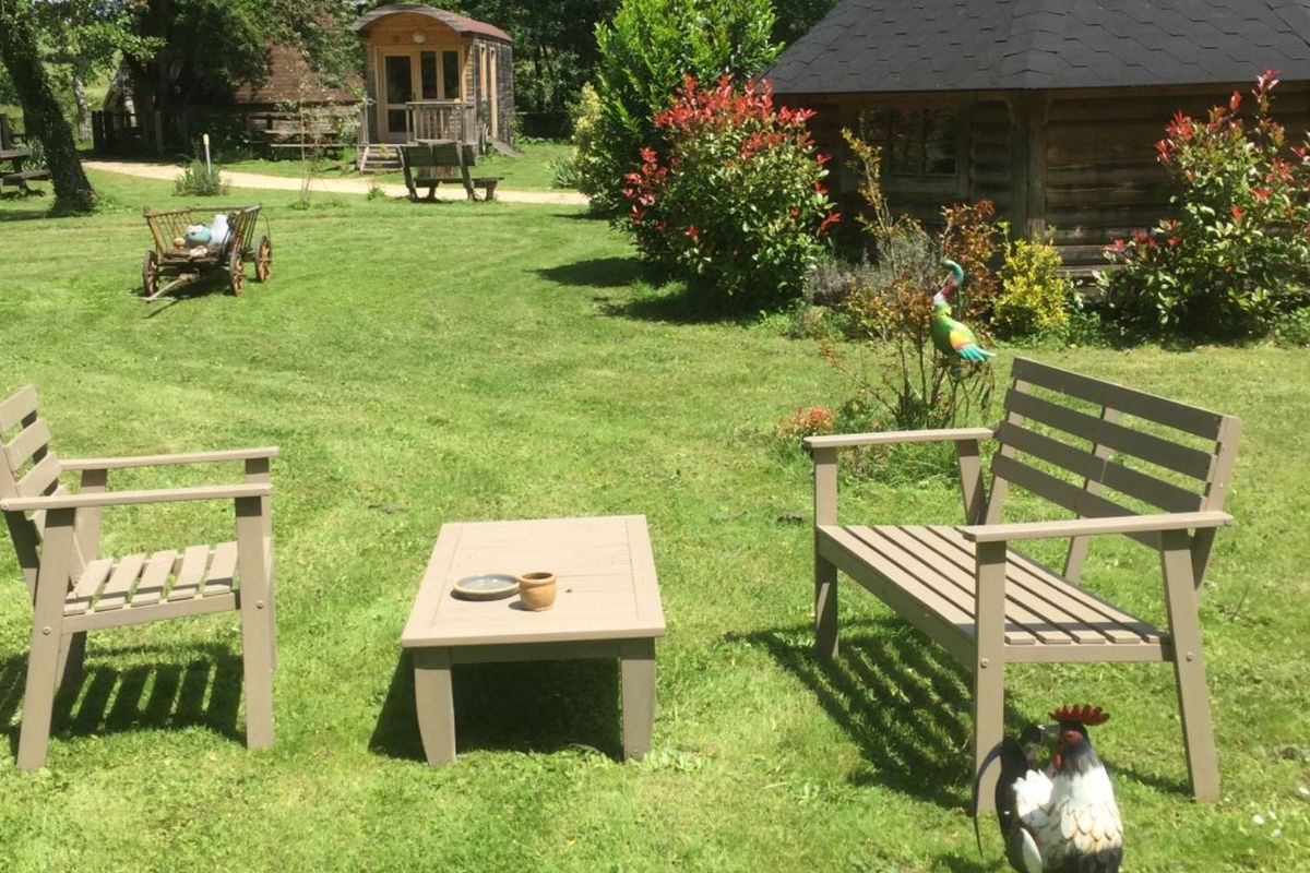 Camping Le Petit Robinson - Champvert - tarifs et avis - Camping and co
