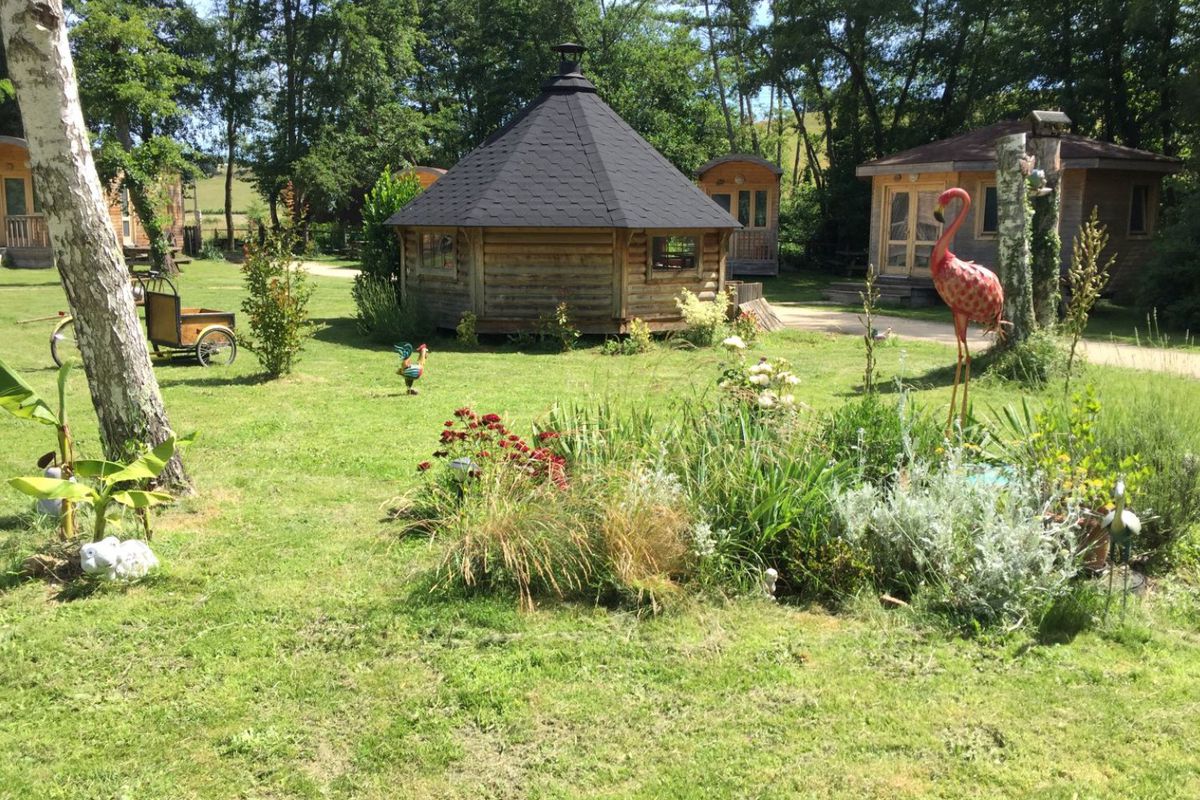 Camping Le Petit Robinson - Champvert - tarifs et avis - Camping and co