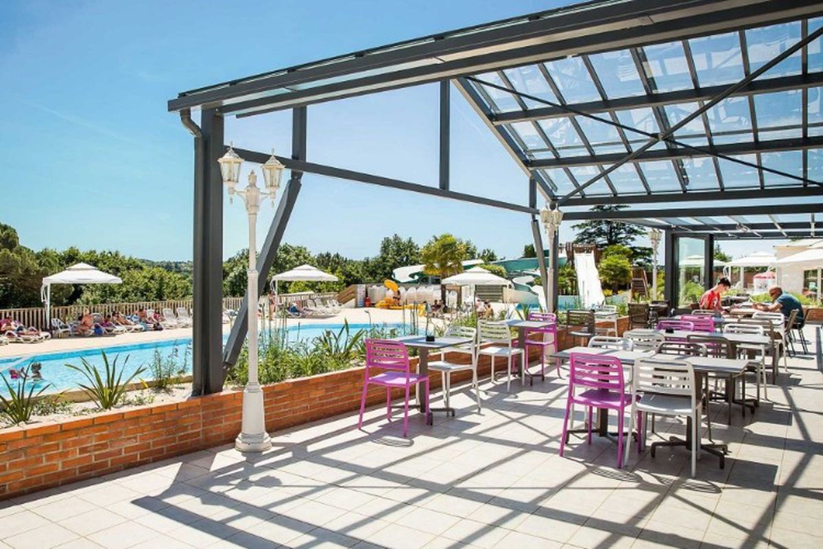 Camping Le Pin Parasol - Chapelle-Hermier - tarifs et avis - Camping and co