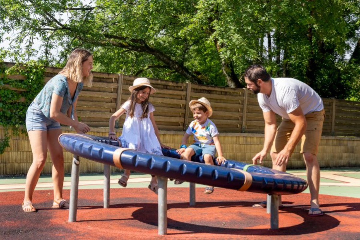 Camping Les Grottes de Roffy - Sarlat-la-Canéda - tarifs et avis ...