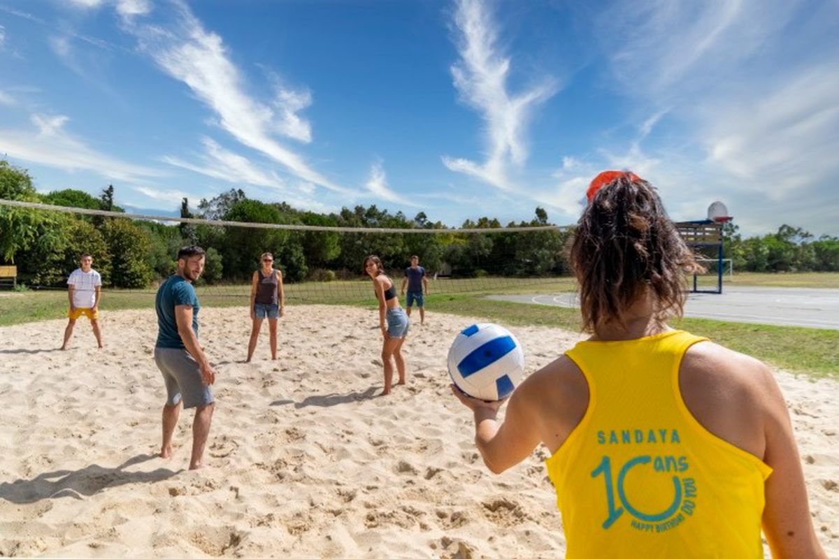 Camping Sequoia Parc - Saint-Just-Luzac - tarifs et avis - Camping and co