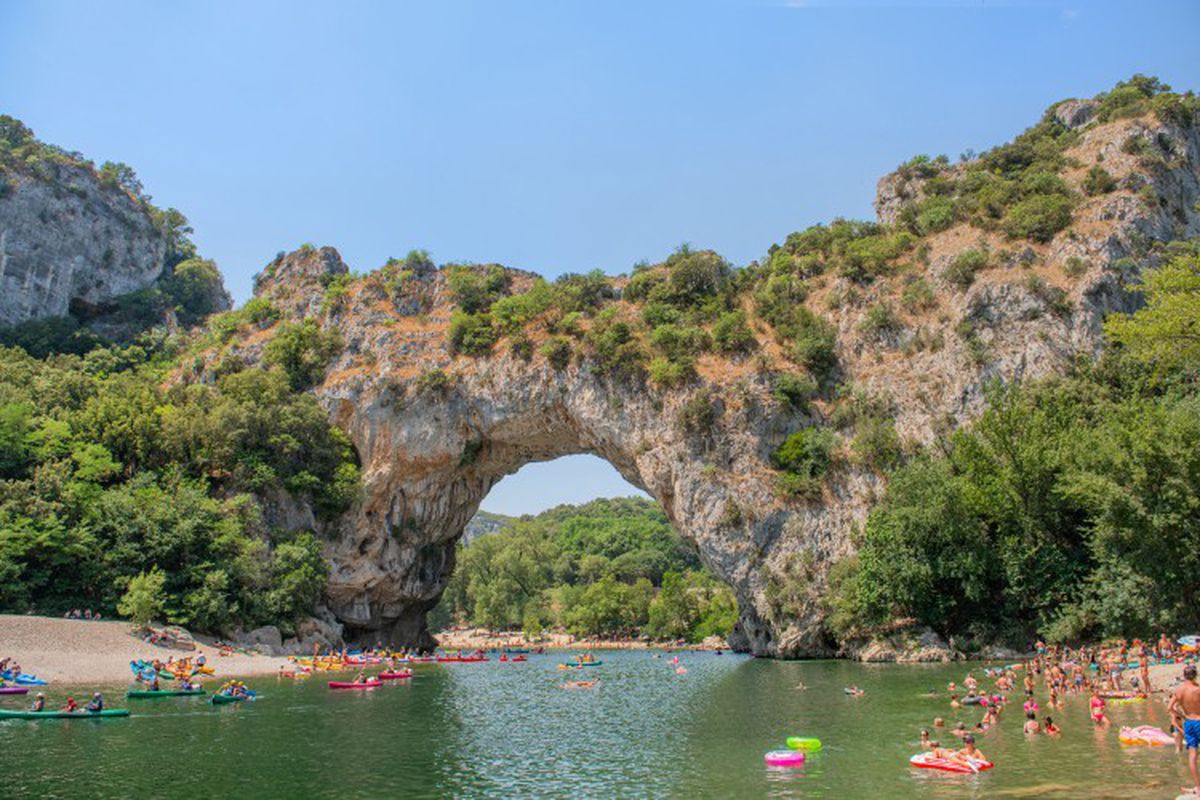 Camping La Bastide en Ardèche - Sampzon - tarifs et avis - Camping and co