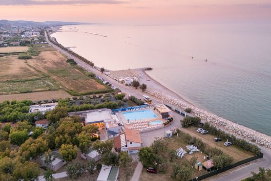 Roseto Degli Abruzzi Easy Camping Village - Abruzzo
