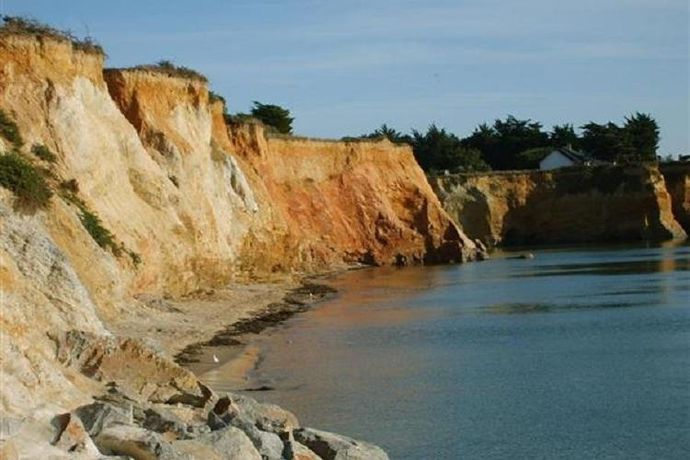 Camping Les Pins - Pénestin - tarifs et avis - Camping and co