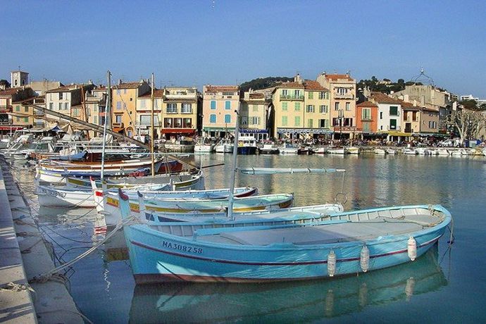 Camping Marina Plage - Vitrolles - tarifs et avis - Camping and co