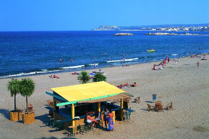 Camping Castell Montgri - L'Estartit - tarifs et avis - Camping and co