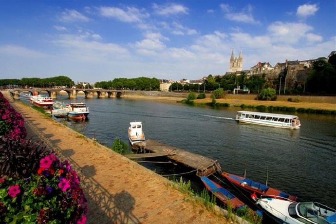 Domaine de la Breche - Varennes-sur-Loire - tarifs et avis - Camping and co