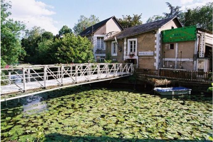 Camping La Roche Posay Vacances - Roche-Posay - tarifs et avis ...