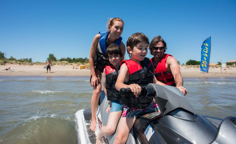 La Carabasse - tarifs et avis Camping - 34450 Vias-sur-Mer - Camping and co